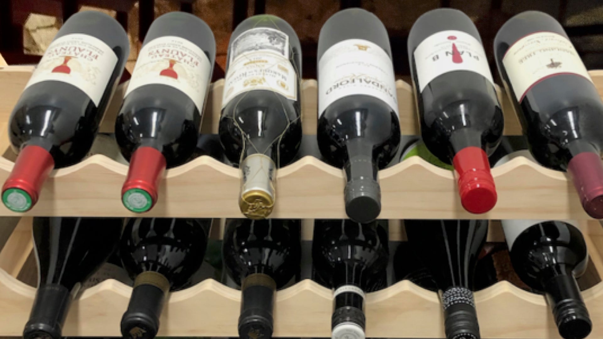 Deciphering Wine Color: Understanding its Significance and Evaluation